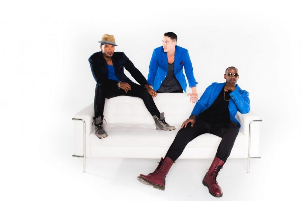 About the Band - The Headliners